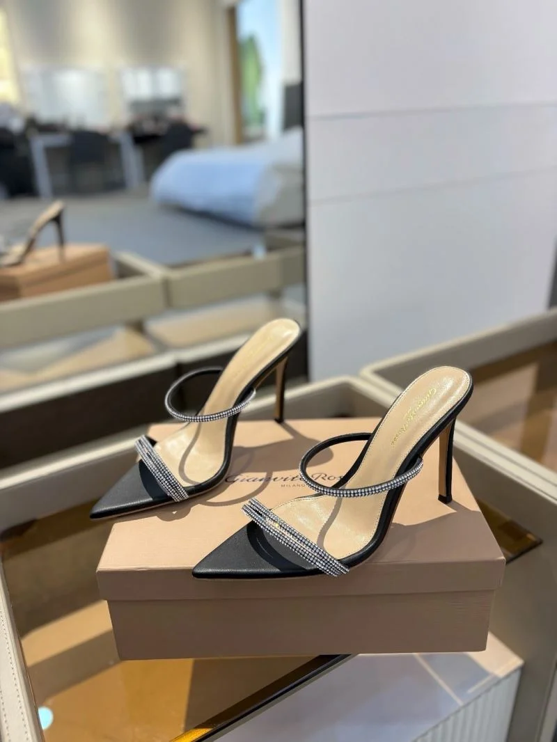 Discounted Gianvito Rossi Sandals