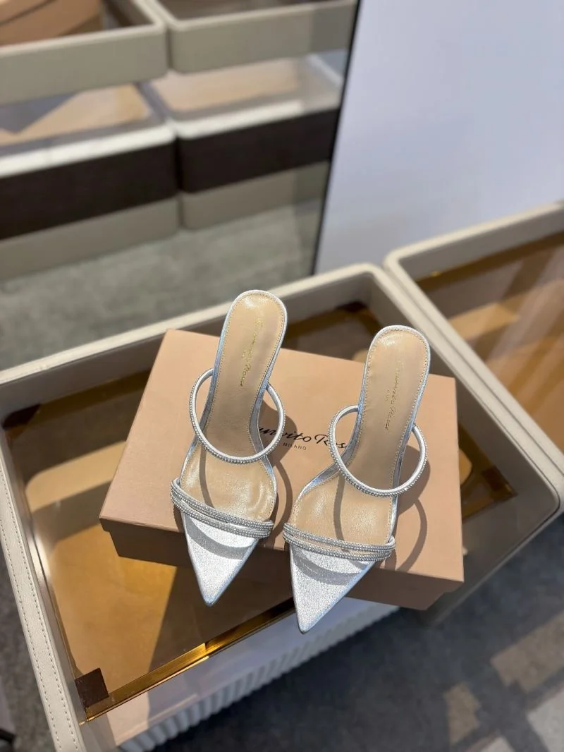 Affordable Gianvito Rossi Sandals