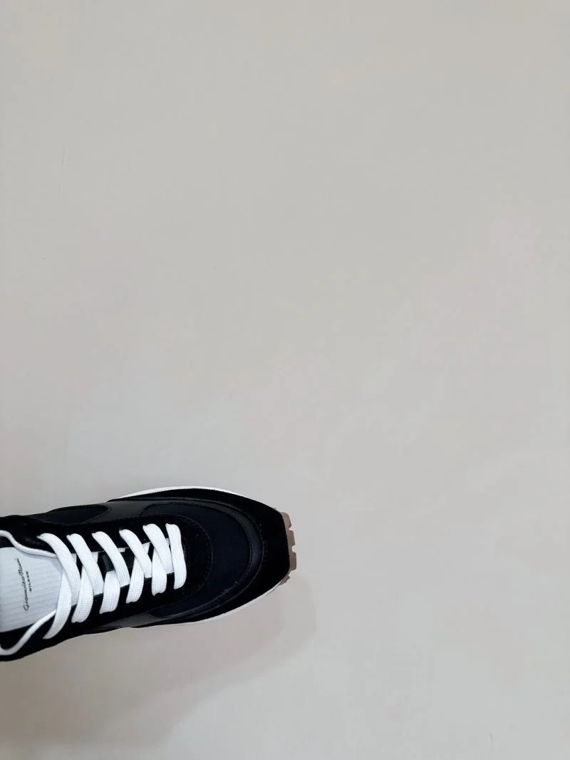Value-priced Gianvito Rossi Shoes