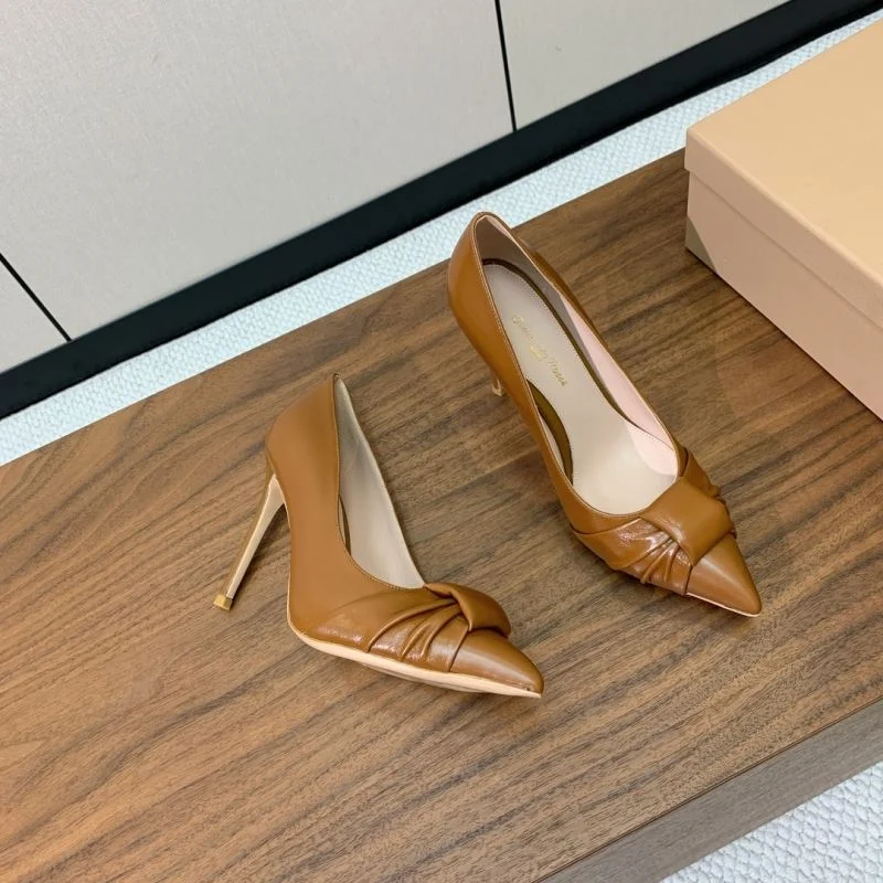 Bargain Gianvito Rossi Shoes