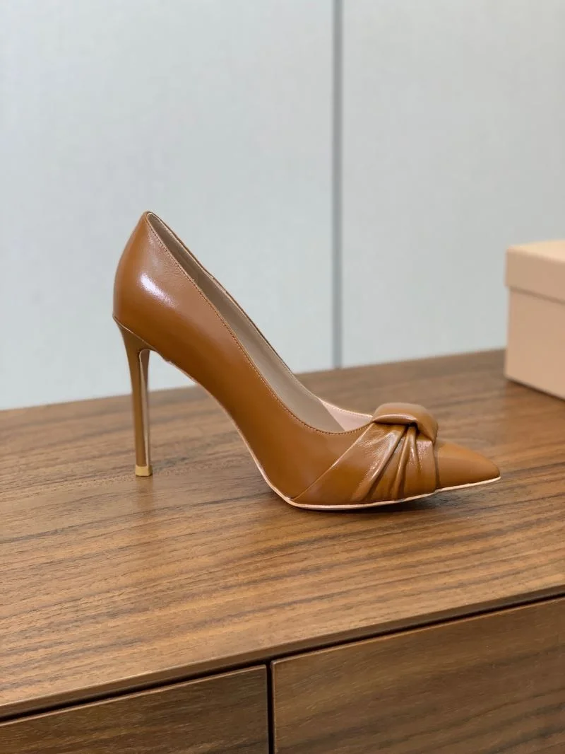 Bargain Gianvito Rossi Shoes