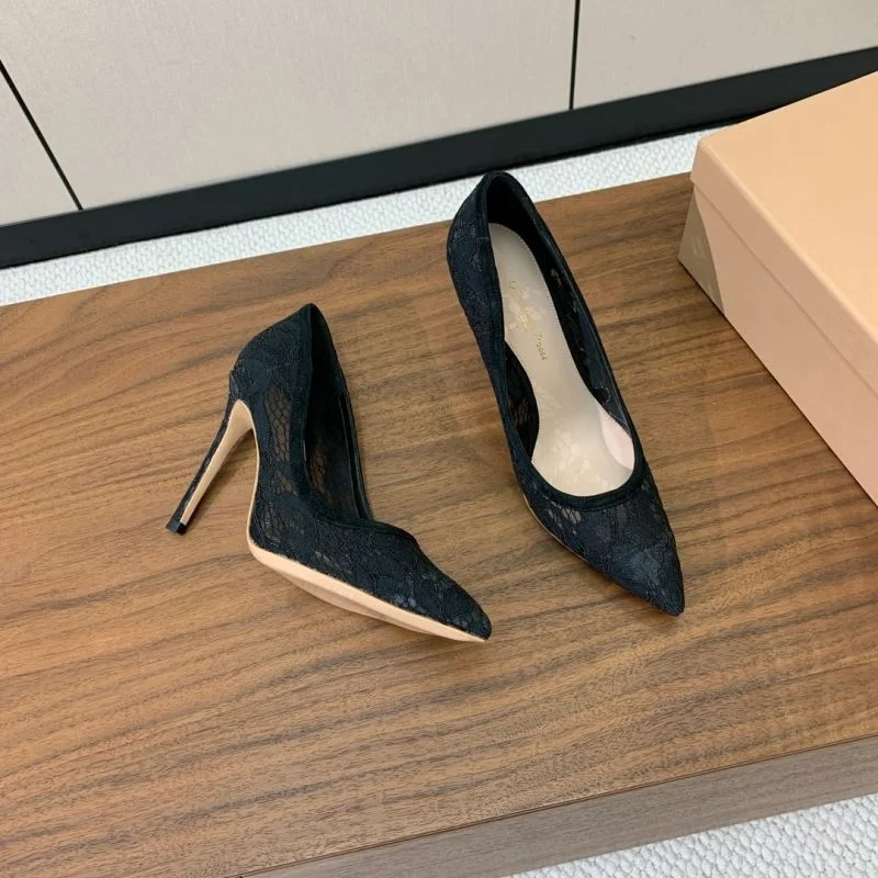 Bargain Gianvito Rossi Shoes