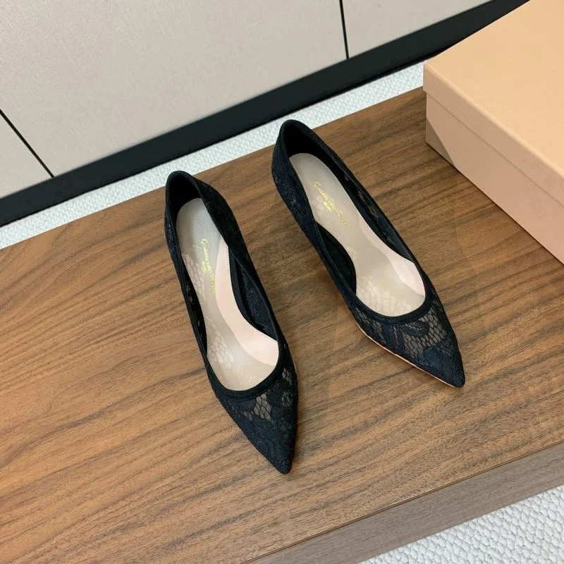 Bargain Gianvito Rossi Shoes