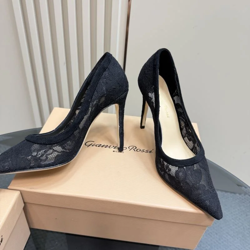Top match Gianvito Rossi Shoes