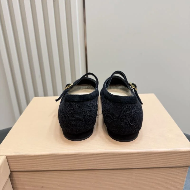 Bargain Gianvito Rossi Shoes