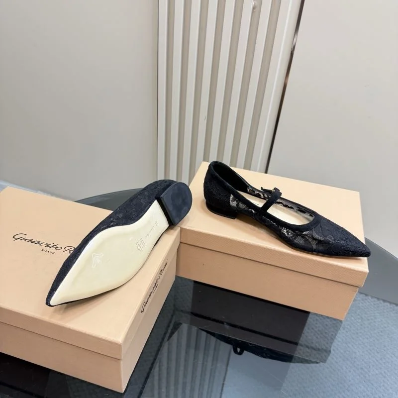 Bargain Gianvito Rossi Shoes