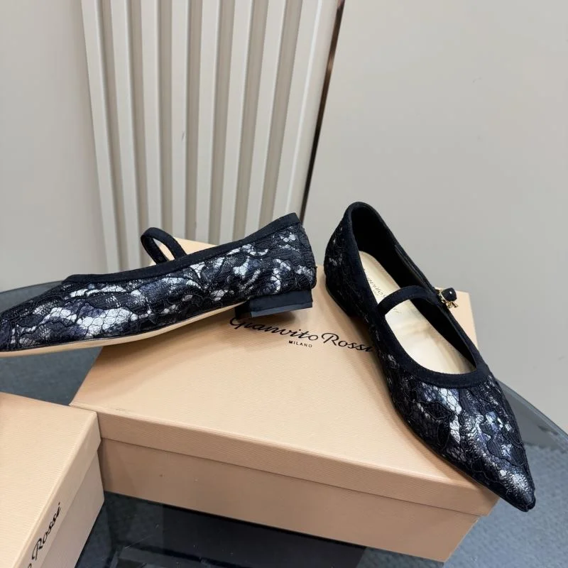 Bargain Gianvito Rossi Shoes