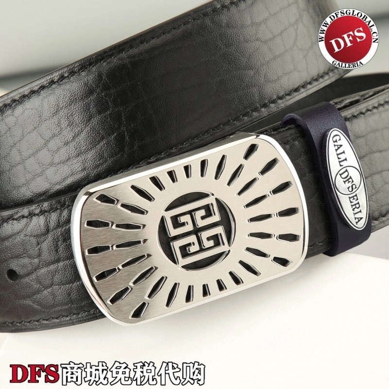 Low-cost Givenchy Belts