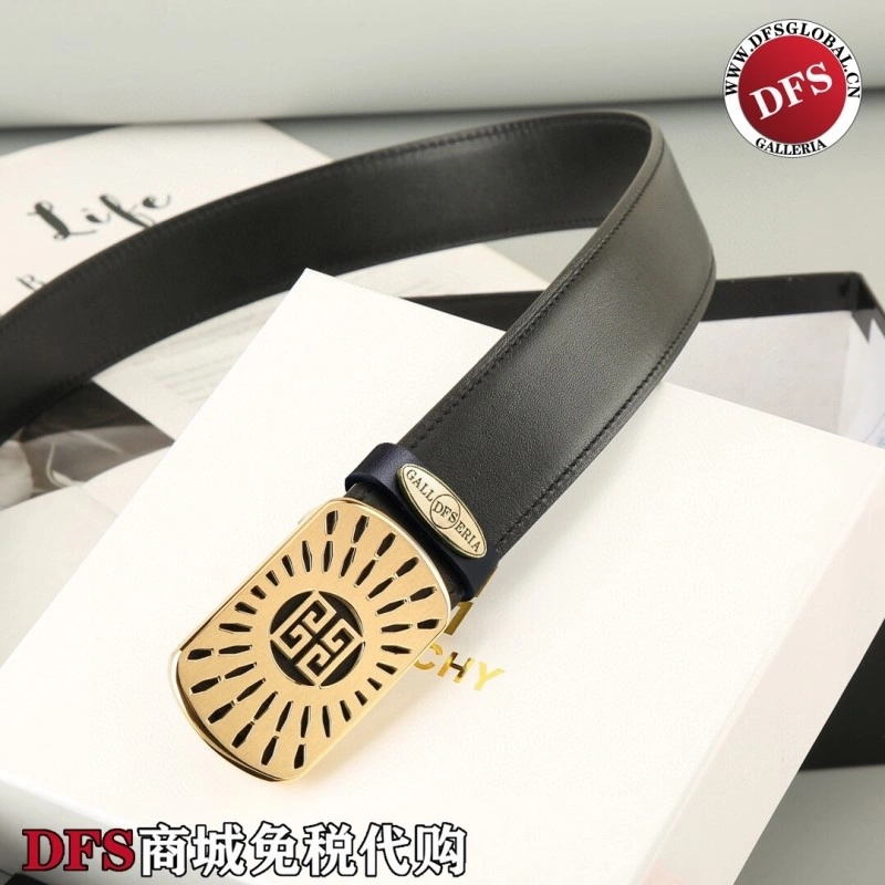 Low-cost Givenchy Belts