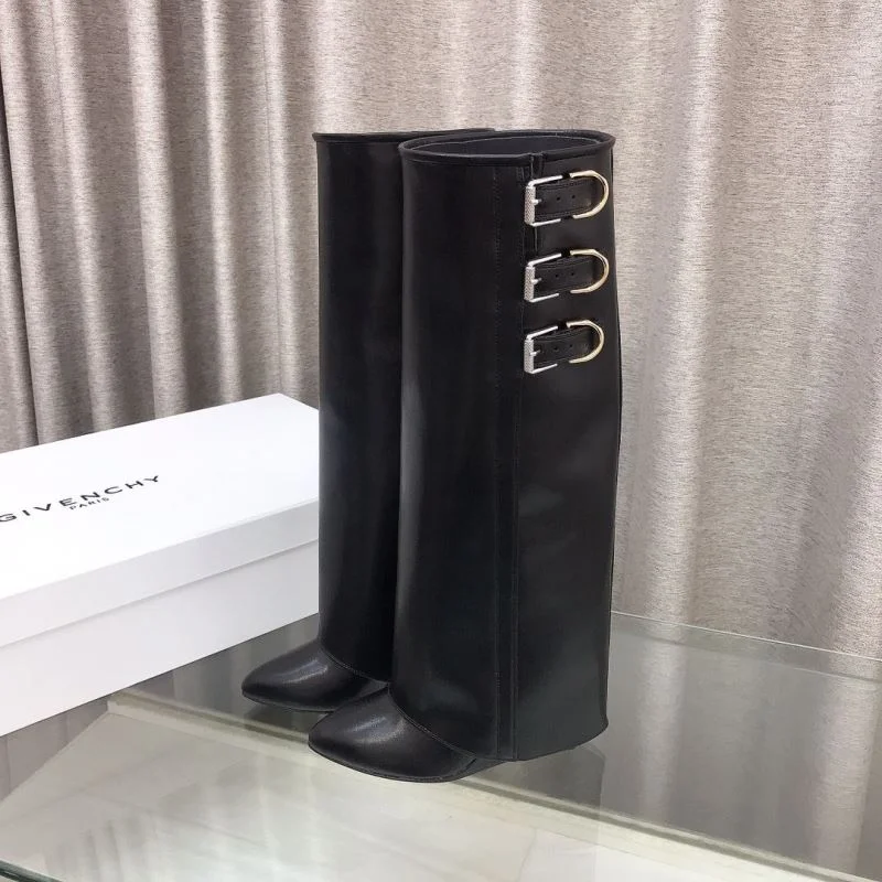 Bargain Givenchy Boots