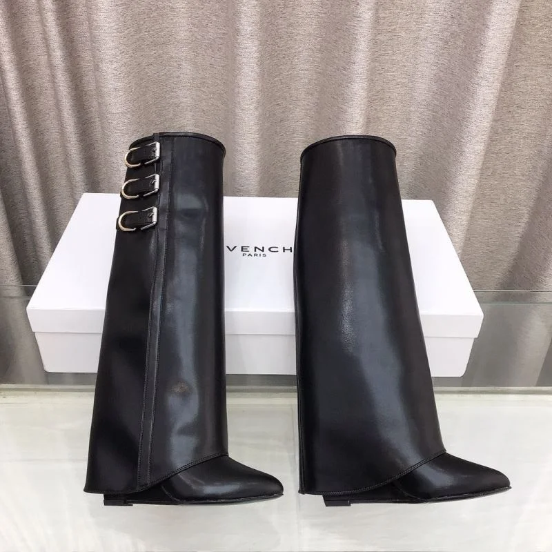 Bargain Givenchy Boots