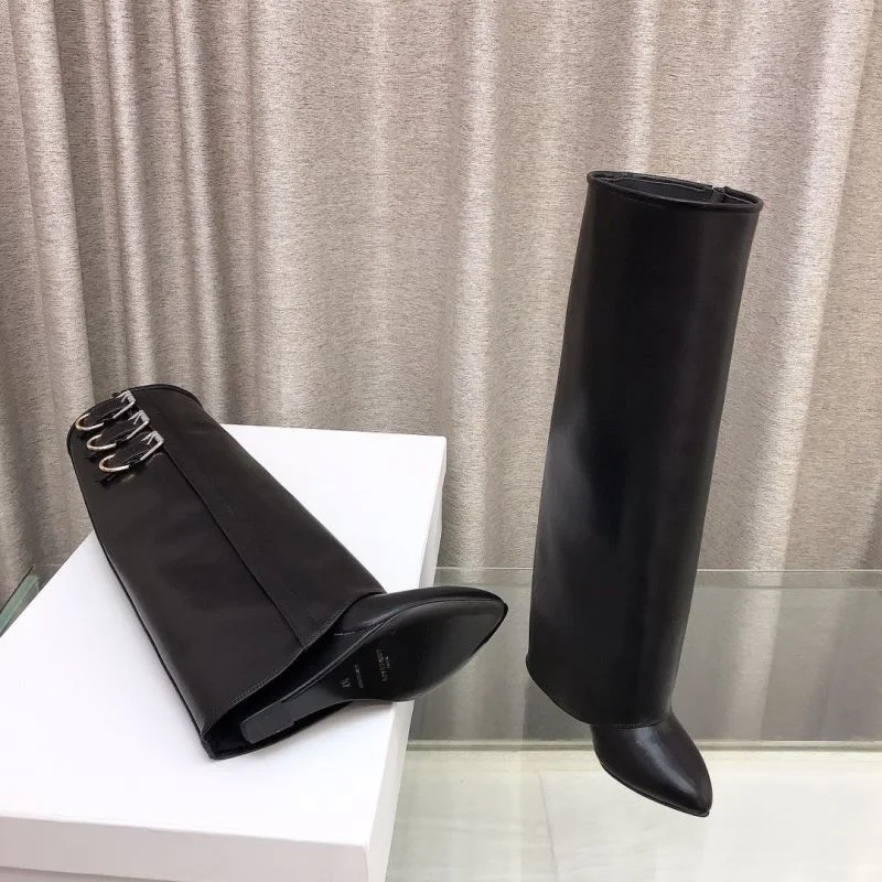 Bargain Givenchy Boots