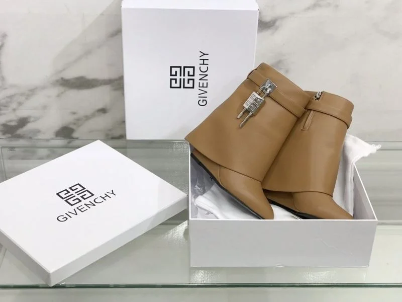 Discounted Givenchy Boots