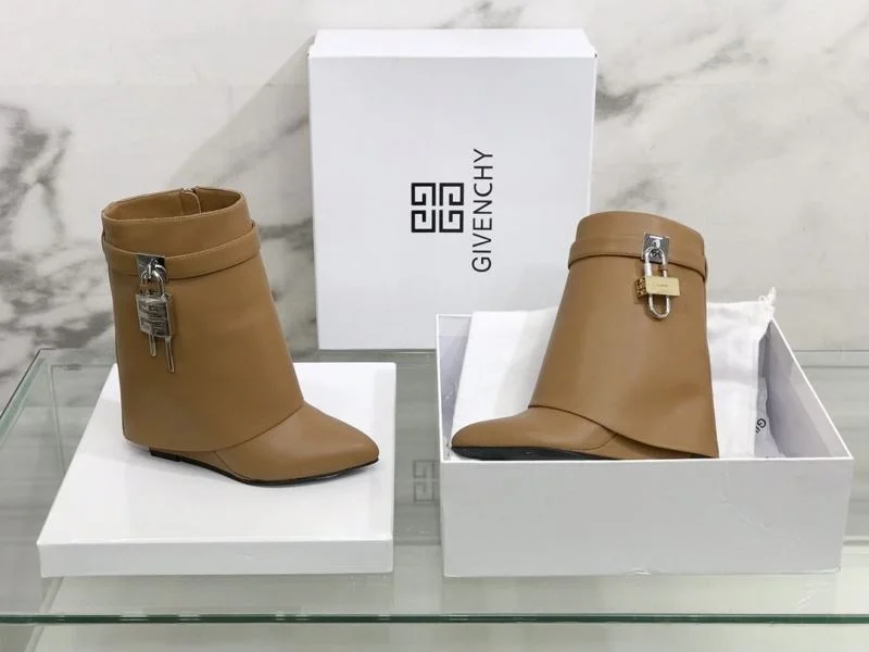 Discounted Givenchy Boots