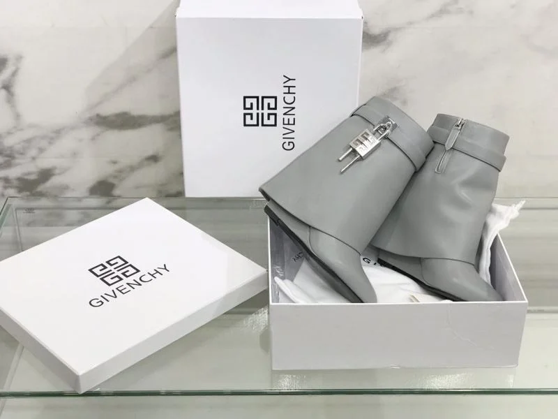 Exact replica Givenchy Boots