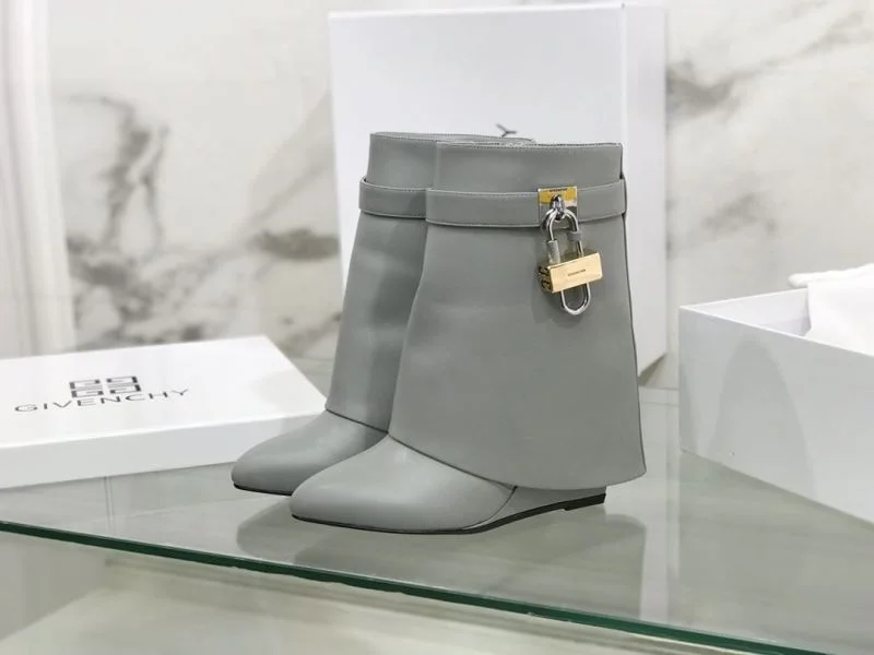Exact replica Givenchy Boots