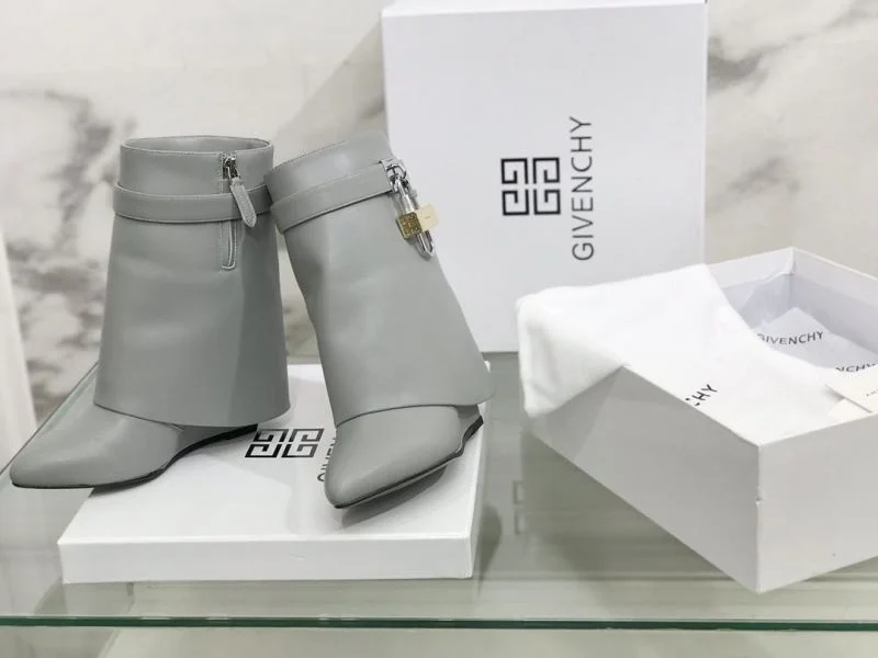 Exact replica Givenchy Boots