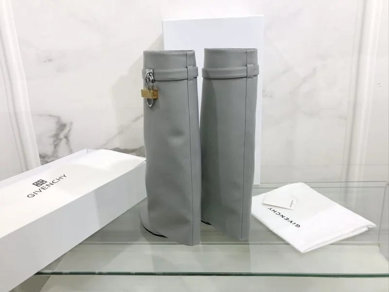 Brand-authenticated Givenchy Boots