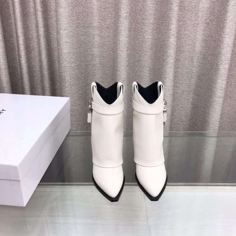 Low-cost Givenchy Boots
