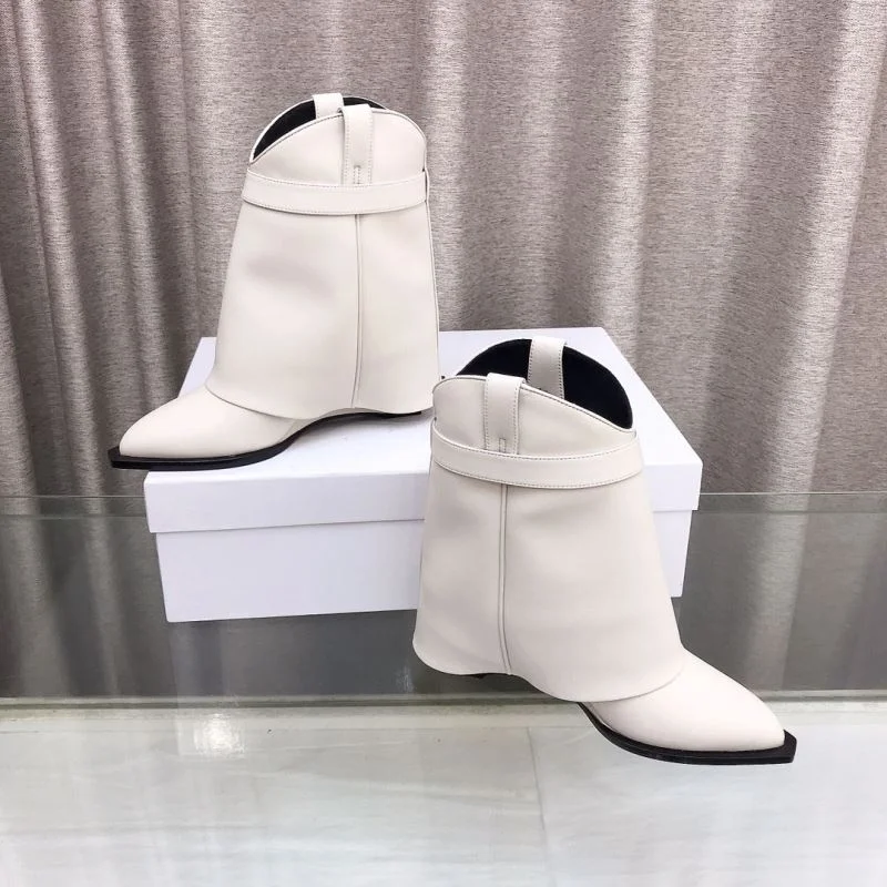 Low-cost Givenchy Boots