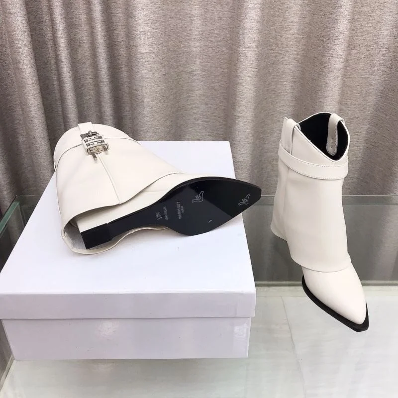 Low-cost Givenchy Boots