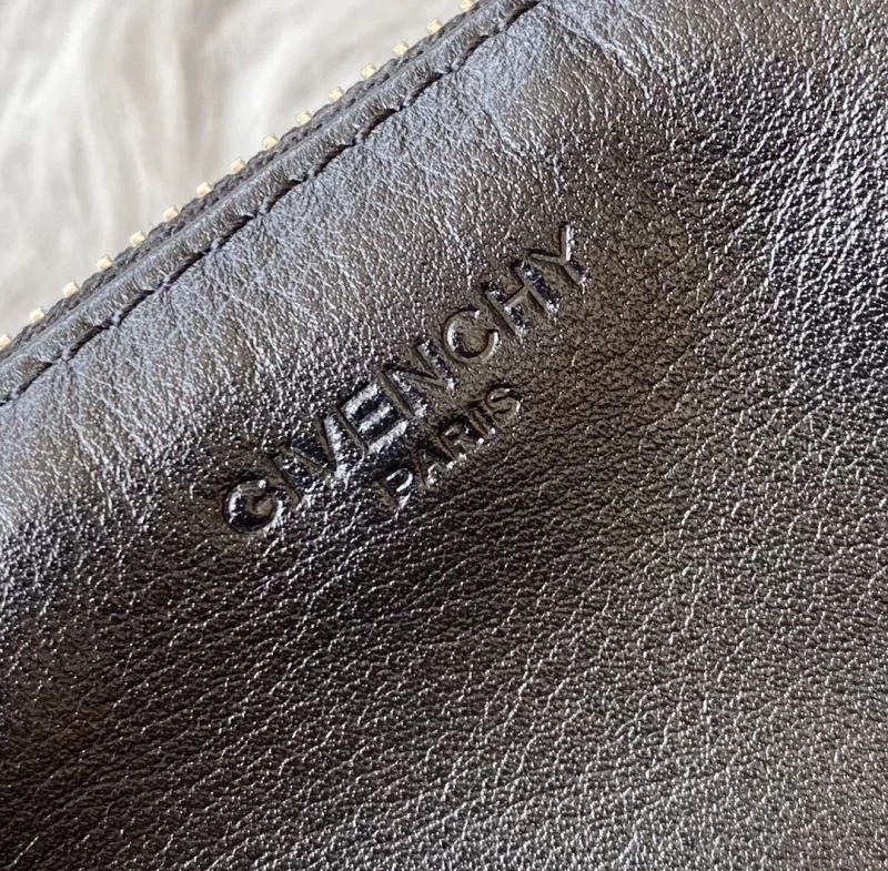 1:1 copy Givenchy Clutch Bags