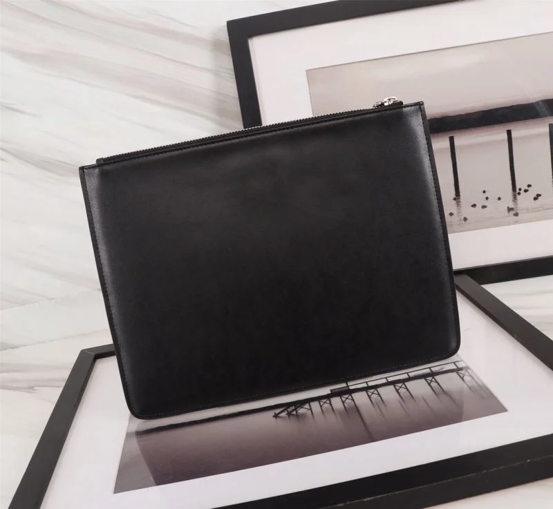 Discounted Givenchy Clutch Bags