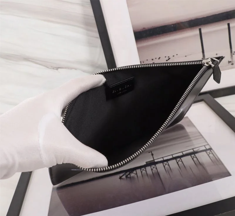 Discounted Givenchy Clutch Bags