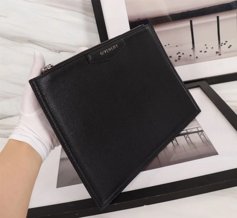 Affordable Givenchy Clutch Bags