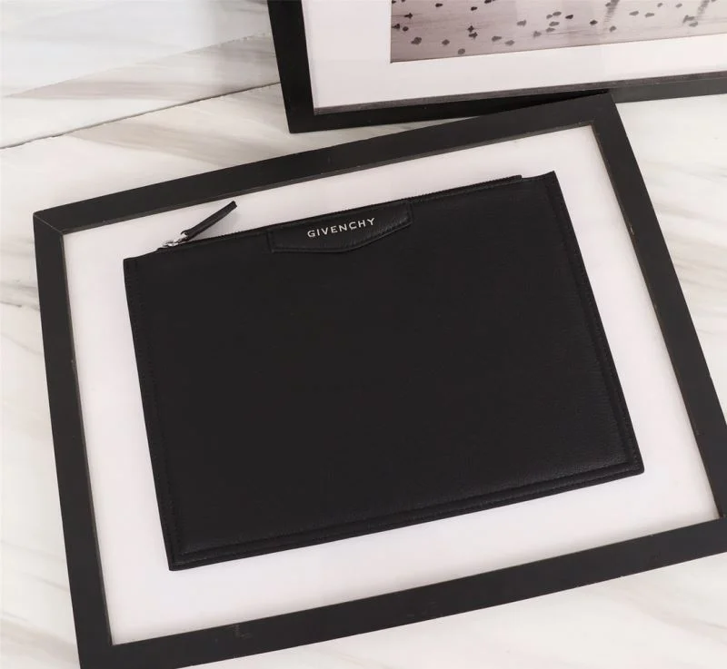Affordable Givenchy Clutch Bags
