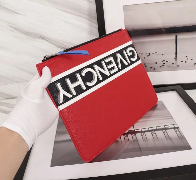 Bargain Givenchy Clutch Bags