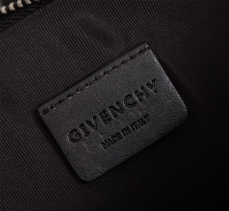 Bargain Givenchy Clutch Bags