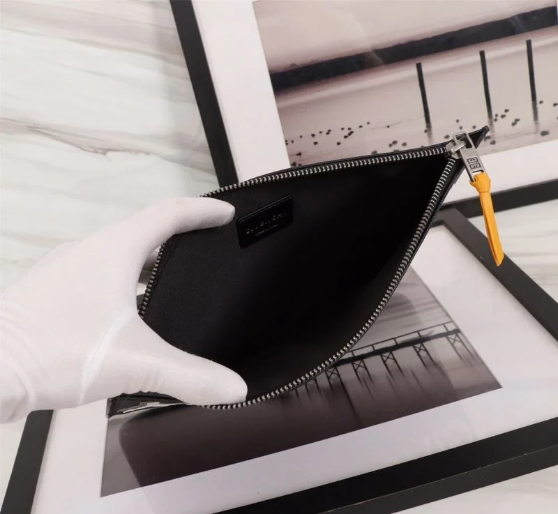 High fidelity Givenchy Clutch Bags