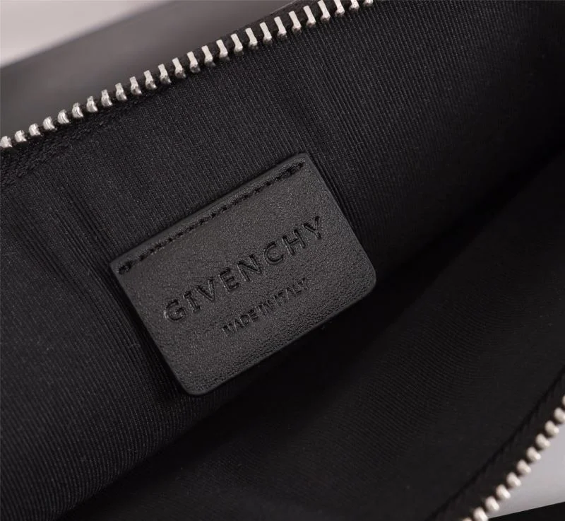 Legit Givenchy Clutch Bags