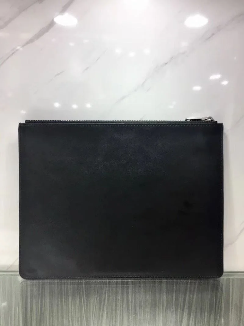 Top mirror Givenchy Clutch Bags