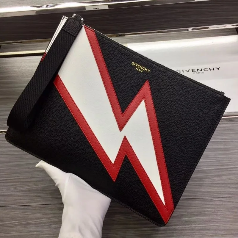 Top match Givenchy Clutch Bags