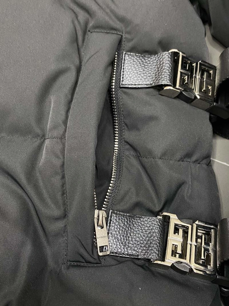 Top mirror Givenchy Down Jackets