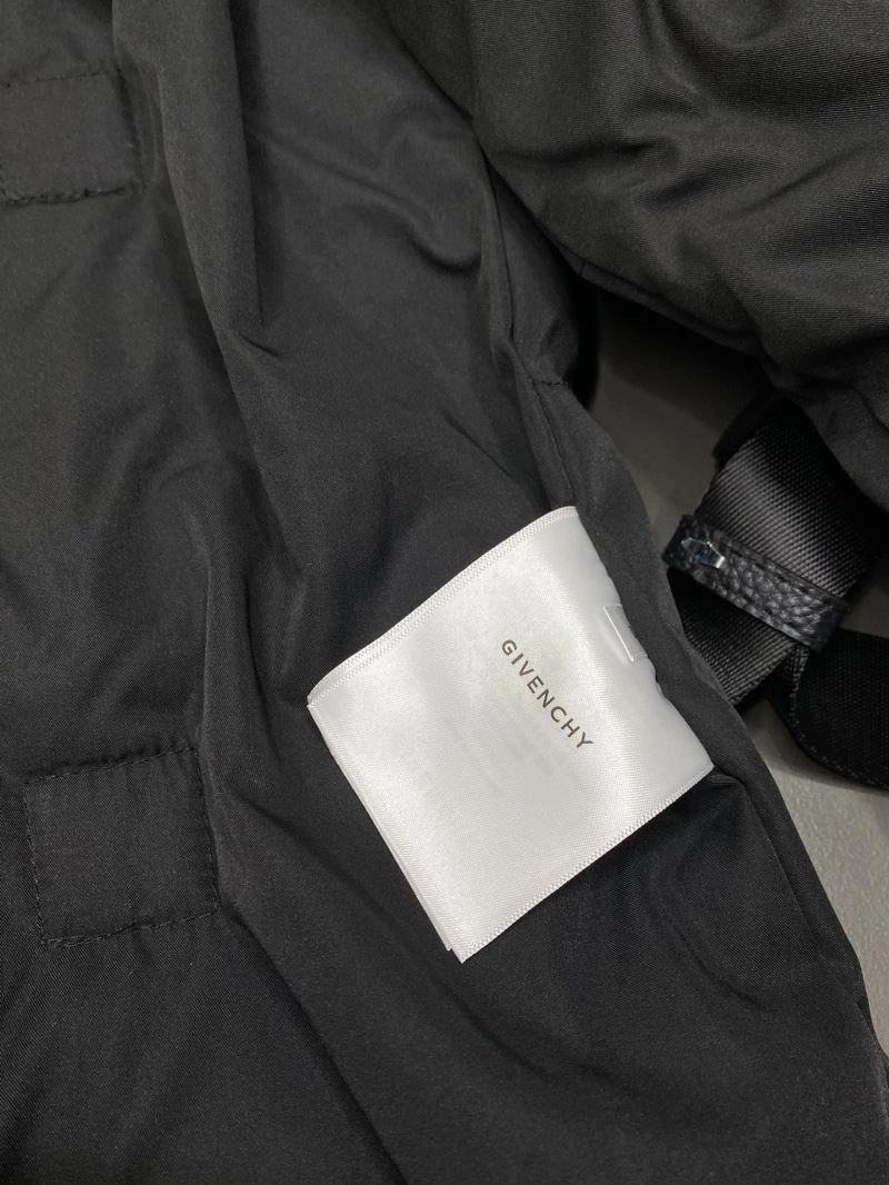 Top mirror Givenchy Down Jackets