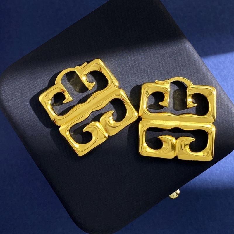 High accuracy Givenchy Earrings