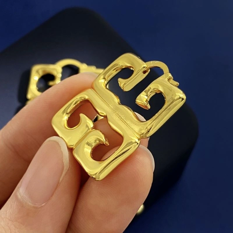 High accuracy Givenchy Earrings