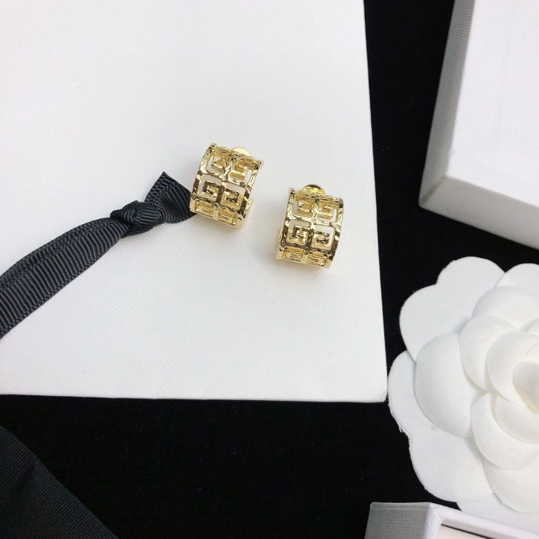 Top match Givenchy Earrings