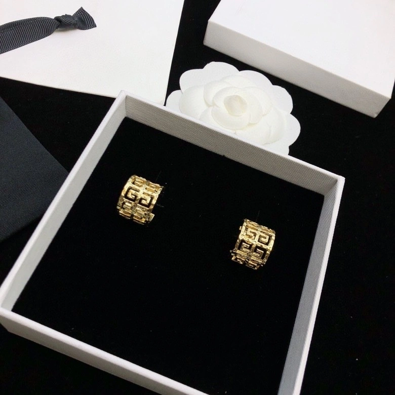 Top match Givenchy Earrings