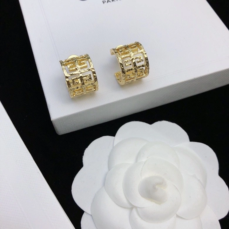 Top match Givenchy Earrings