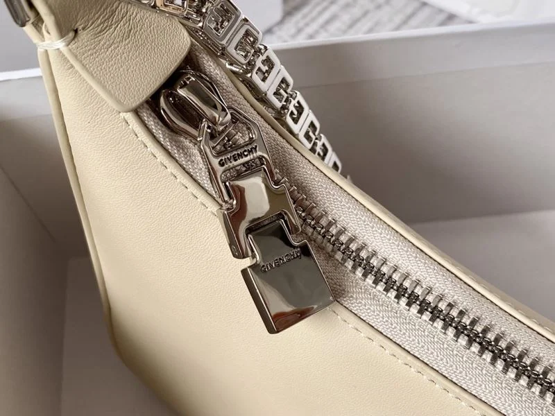 Accurate model Givenchy Hobo Bags