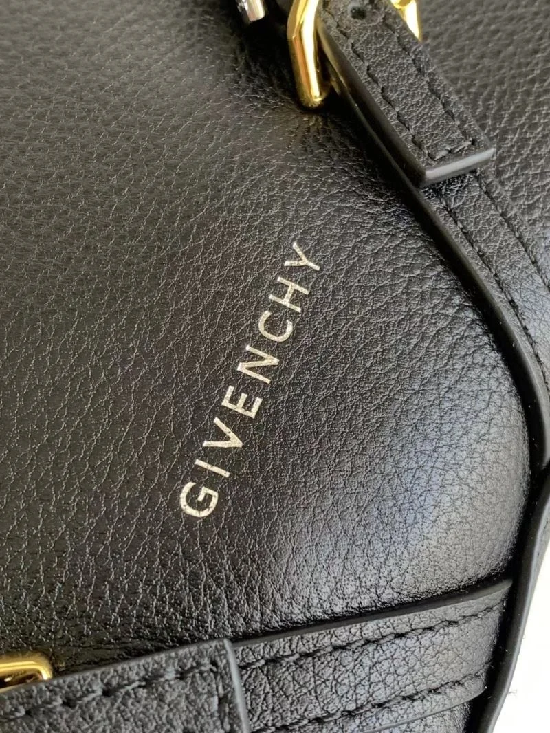 Top mirror Givenchy Hobo Bags