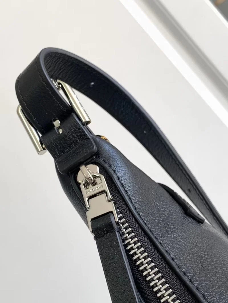Top mirror Givenchy Hobo Bags