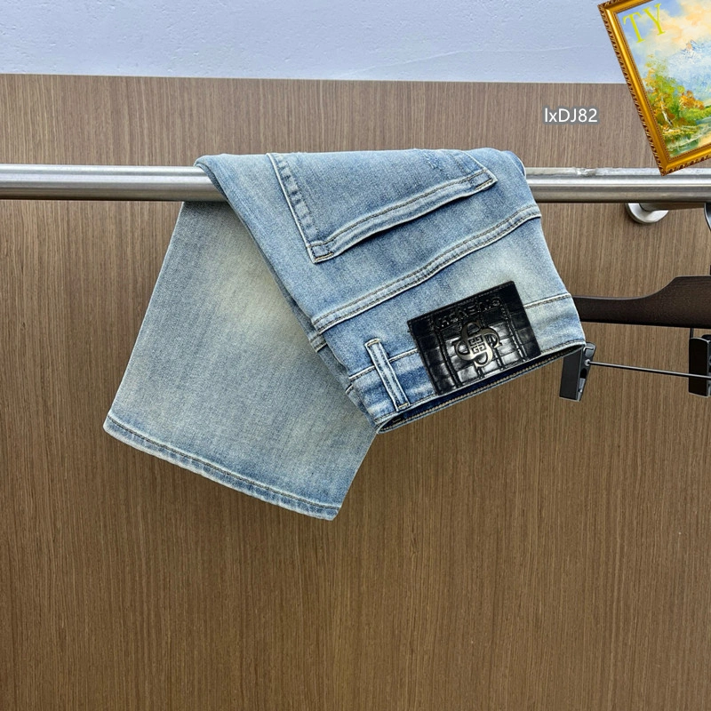 Givenchy Jeans