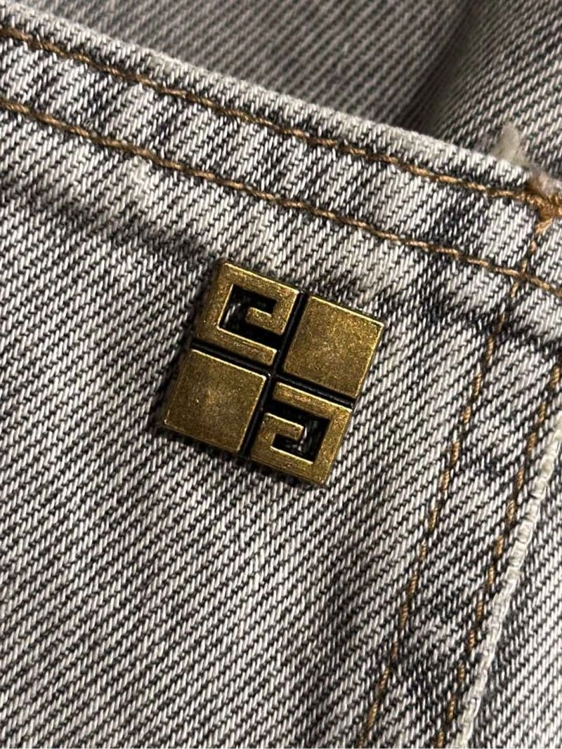 High fidelity Givenchy Jeans