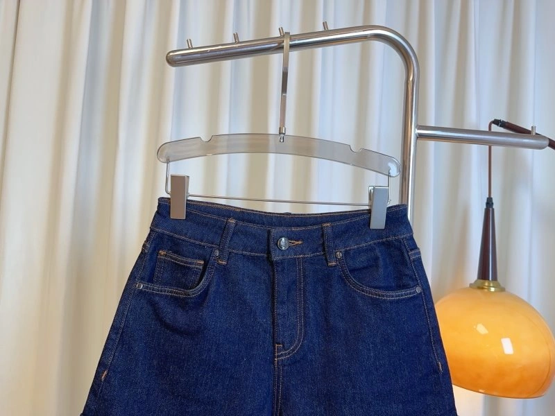 Exact replica Givenchy Jeans
