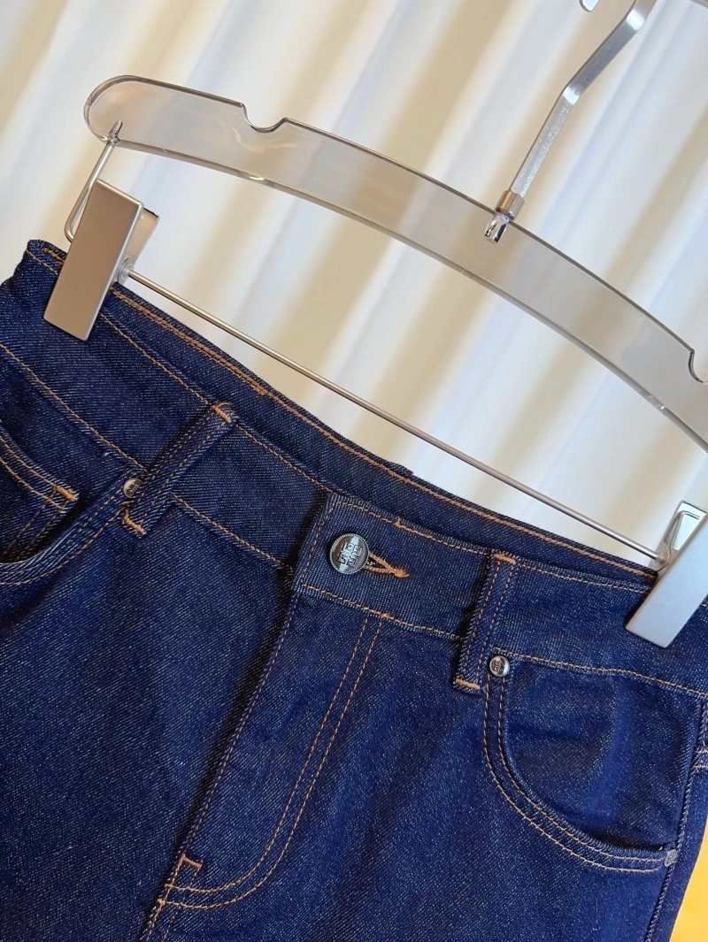 Exact replica Givenchy Jeans